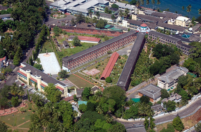 Jail tourism | Roaming free in the Indian prisons - Media India Group
